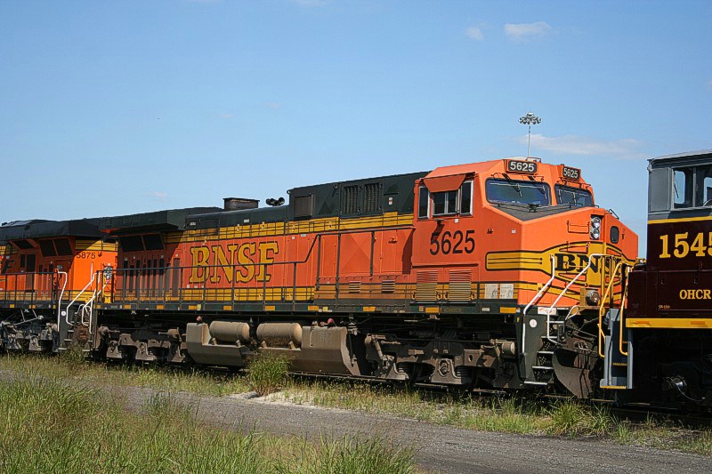 BNSF 5625